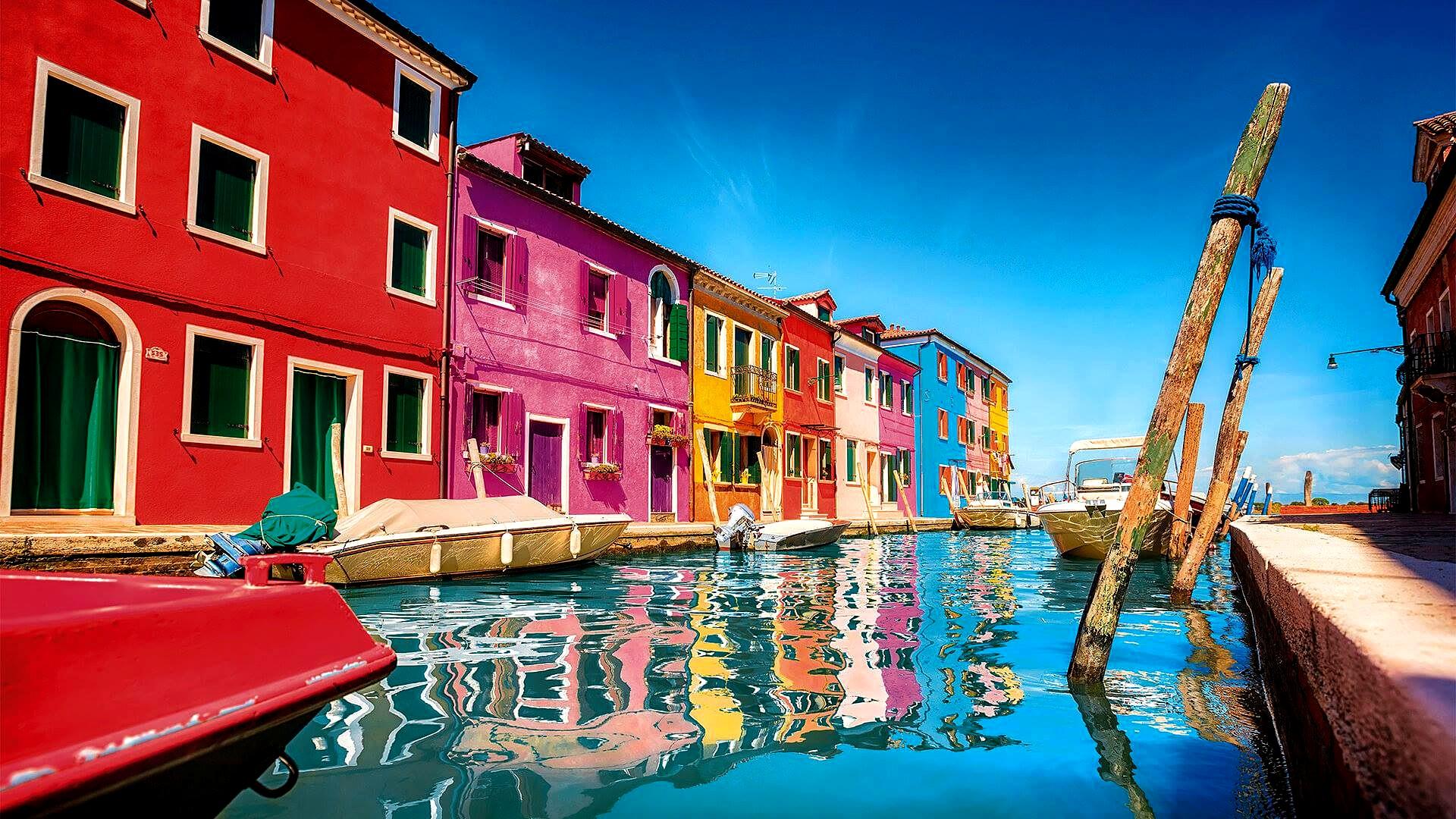 Boat Trip to Murano, Burano & Torcello from 20 € - CheckYeti