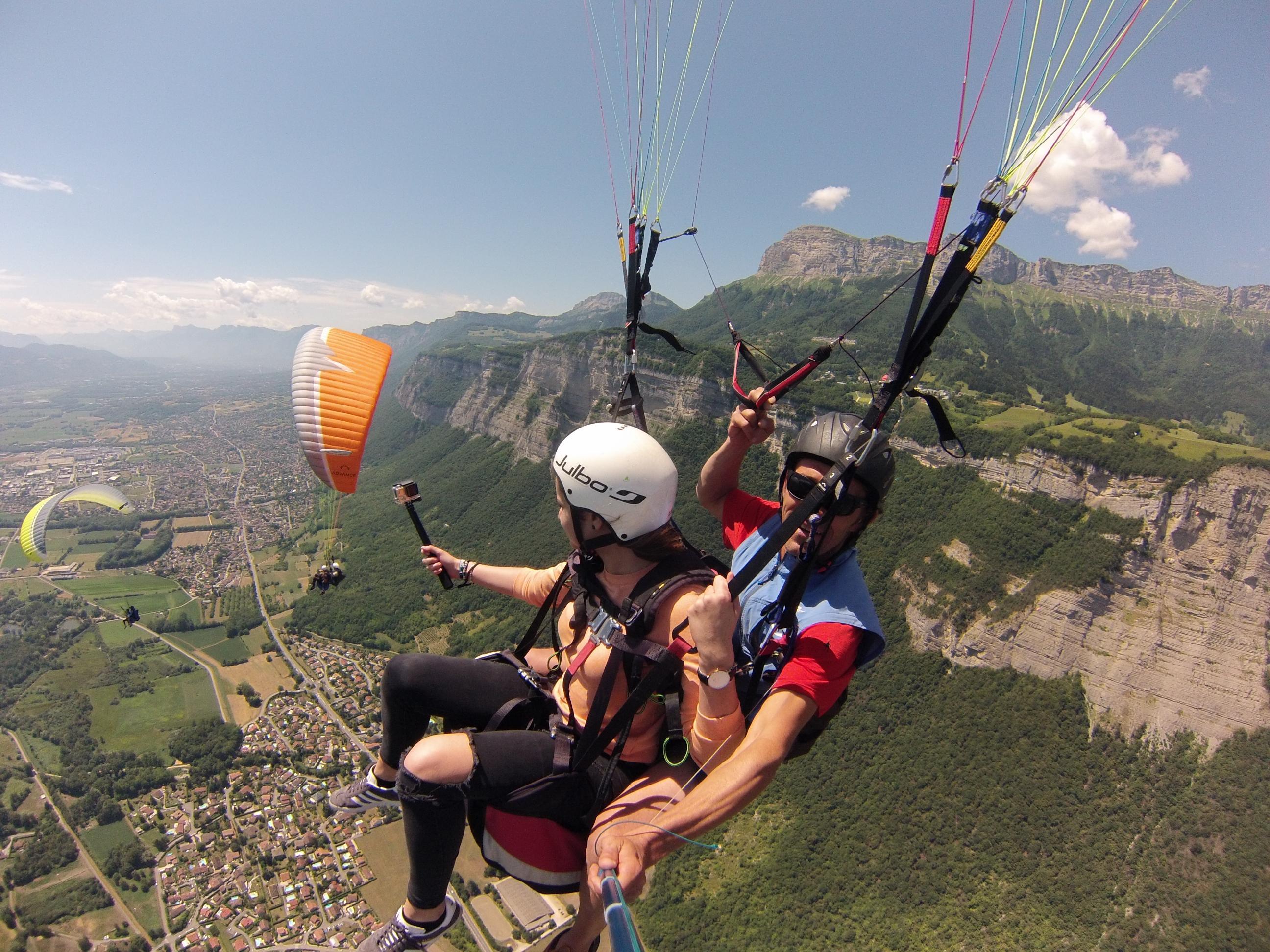 Tandem Parapente en Chartreuse - Découverte à partir de 80 € - CheckYeti