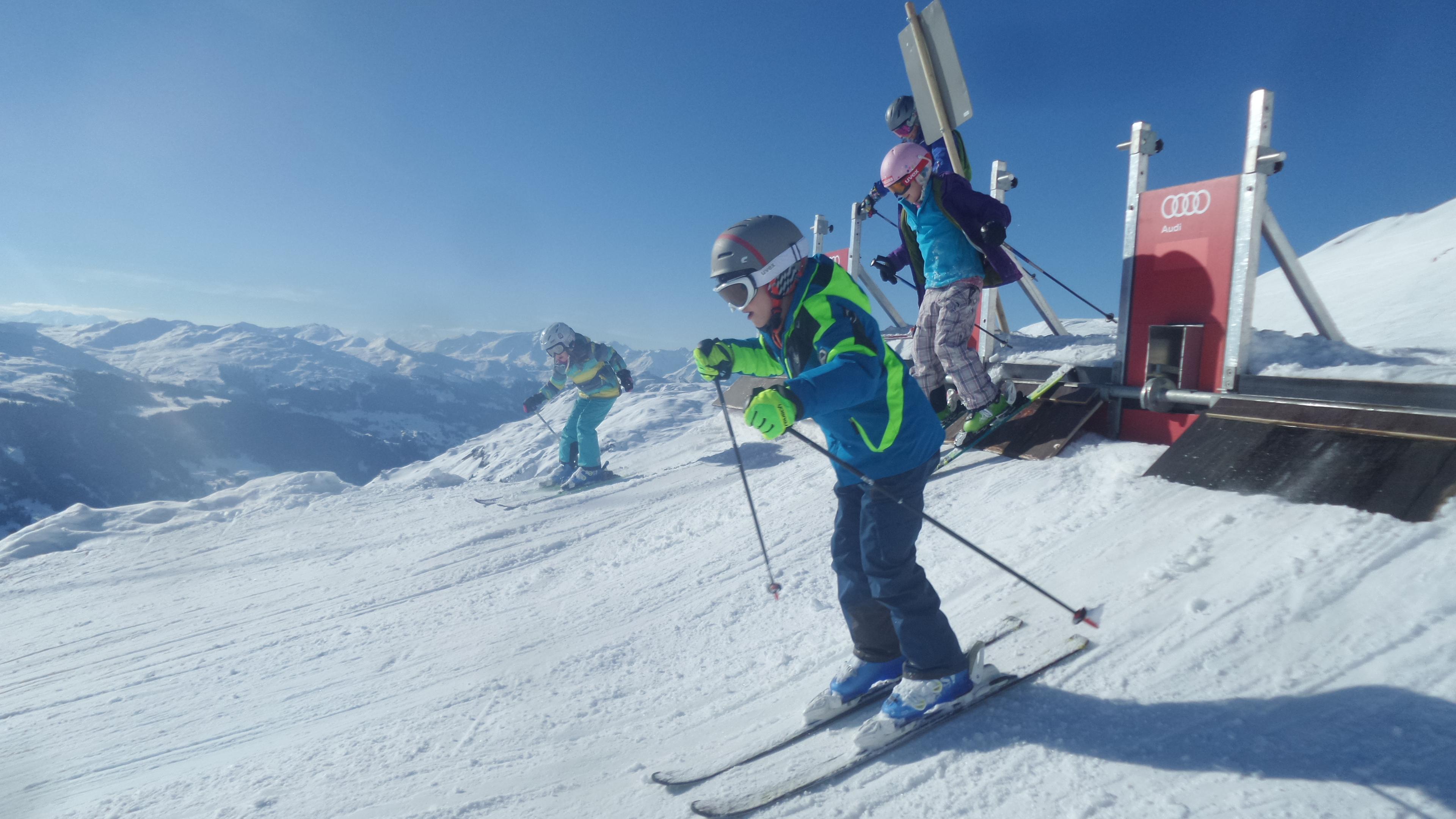 SKICAKLO - Skischool & Adventure | Ski CAMP KLOSTERS