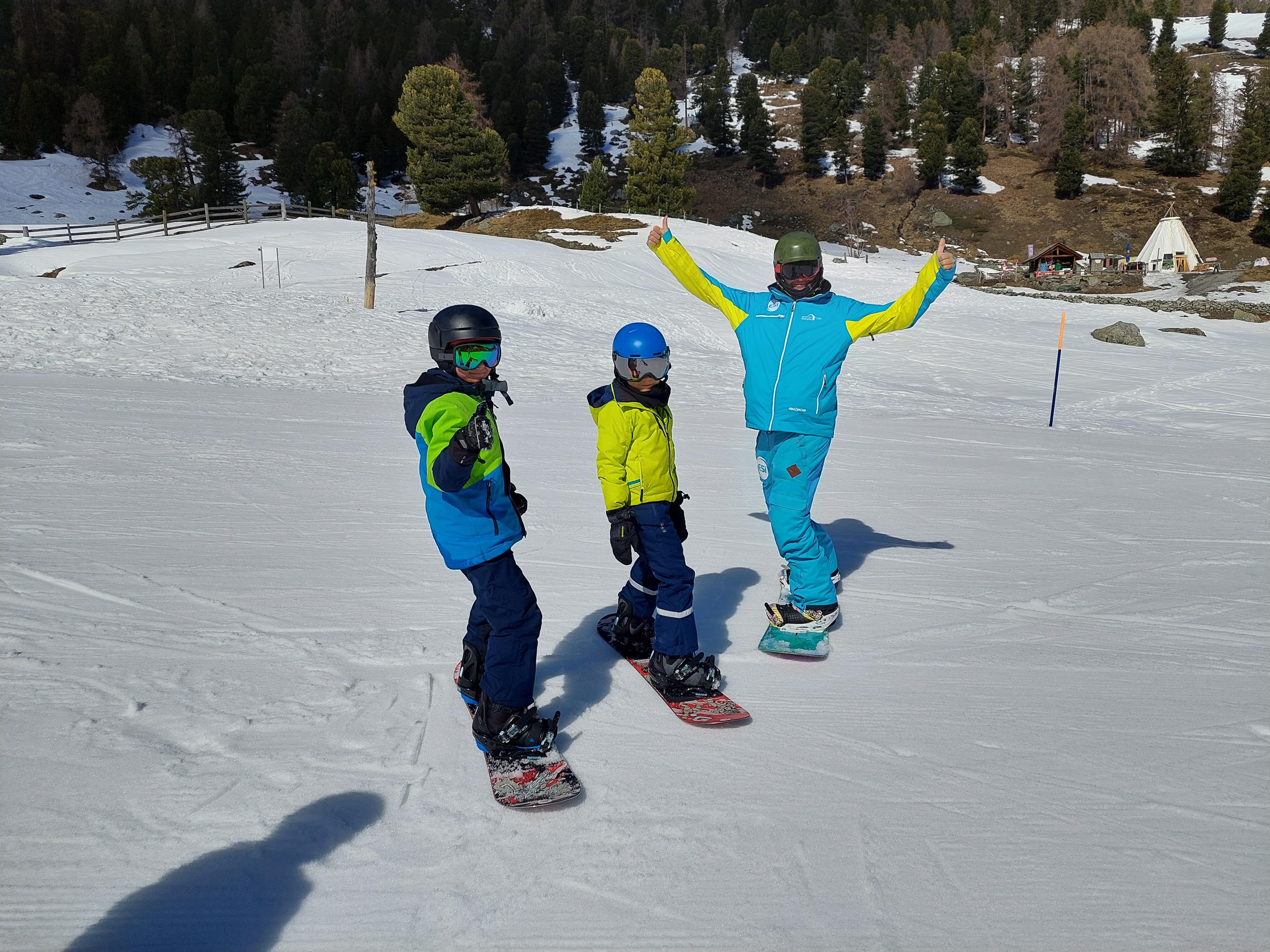 Kids Snowboarding Lessons (from 6 y.) in Siviez for All levels | Ski ...