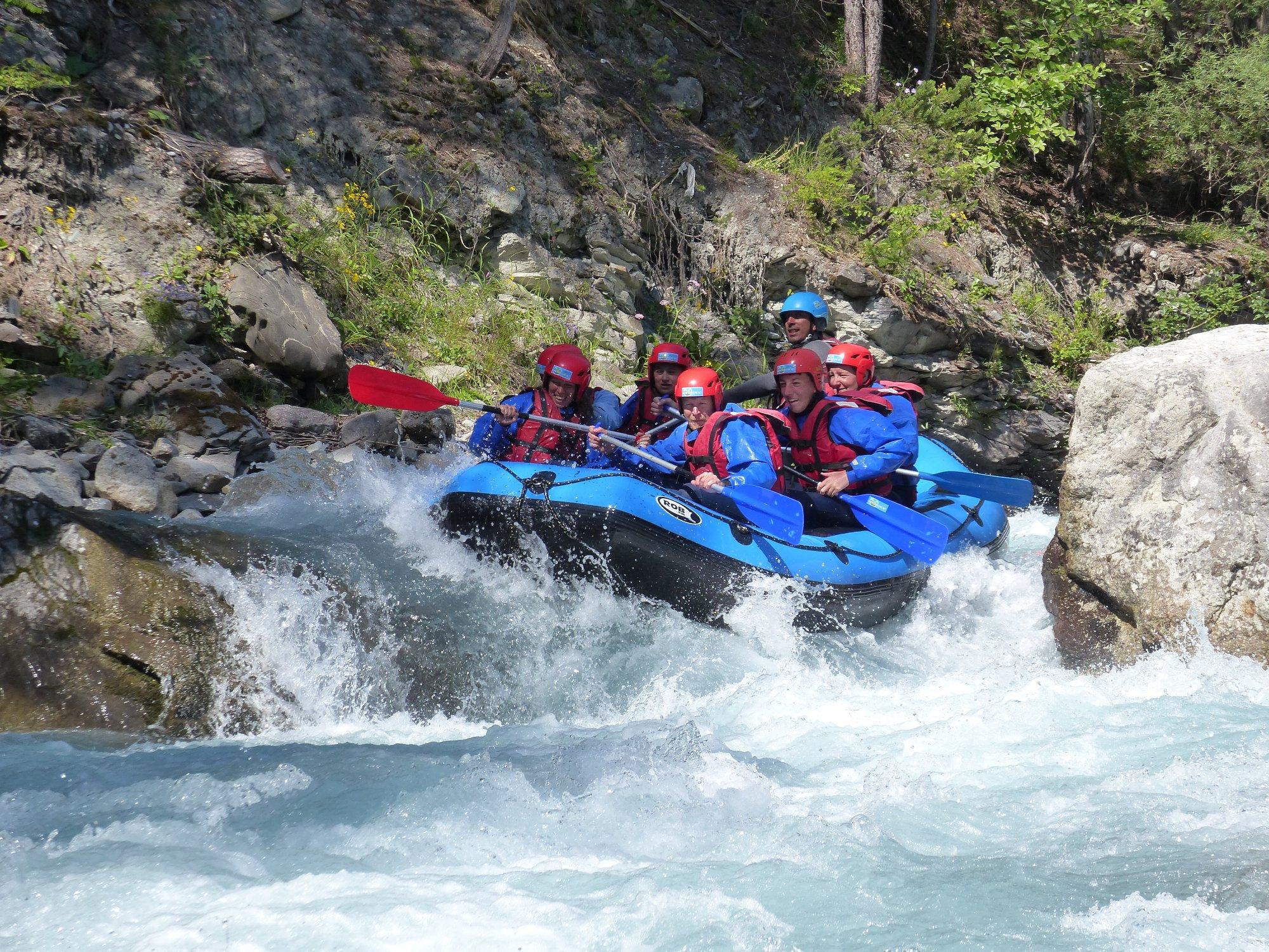 Adventurous Rafting on the Lower Guisane River | Eaurigine Rafting Briançon